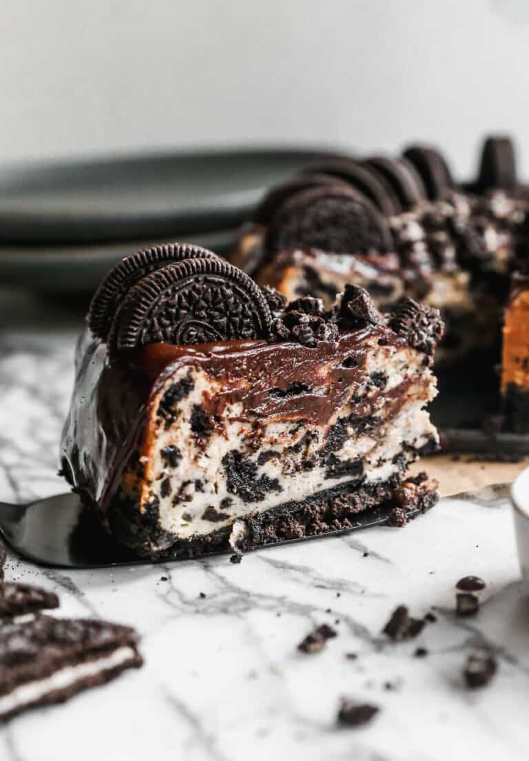 Simple Oreo Cheesecake - Tastes Better From Scratch