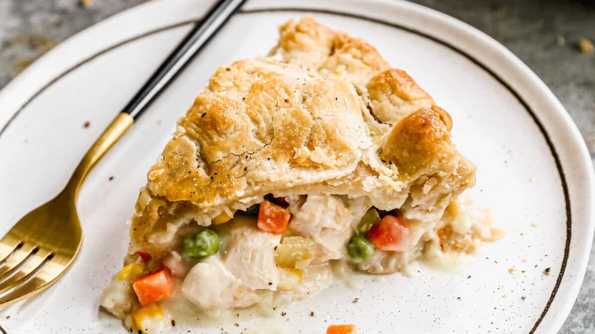 24 Leftover Turkey Recipes That Feel Totally New Again | - Tastes ...